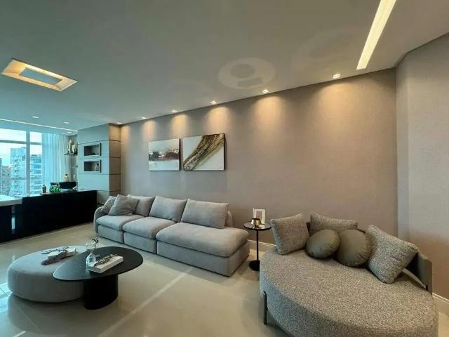 Apartamento para Venda em Balneário Camboriú/SC Centro 3 Quartos