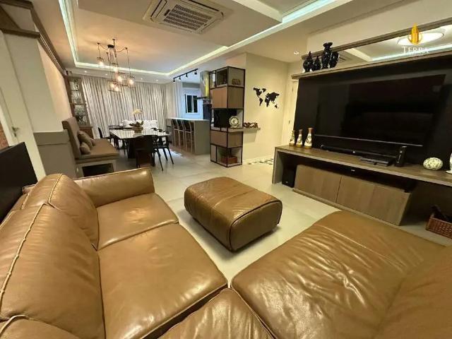 Apartamento para Venda em Balneário Camboriú/SC Centro 3 Quartos