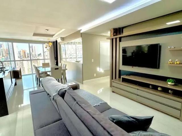 Apartamento para Venda em Balneário Camboriú/SC Centro 3 Quartos
