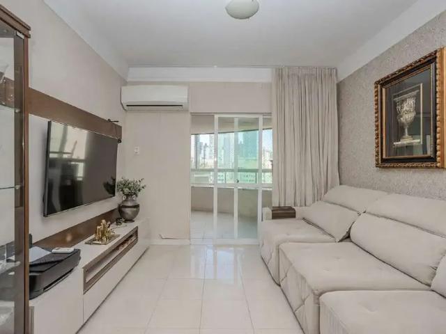 Apartamento para Venda em Balneário Camboriú/SC Centro 3 Quartos