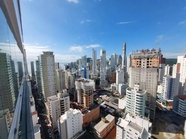 Apartamento para Venda em Balneário Camboriú/SC Centro 3 Quartos