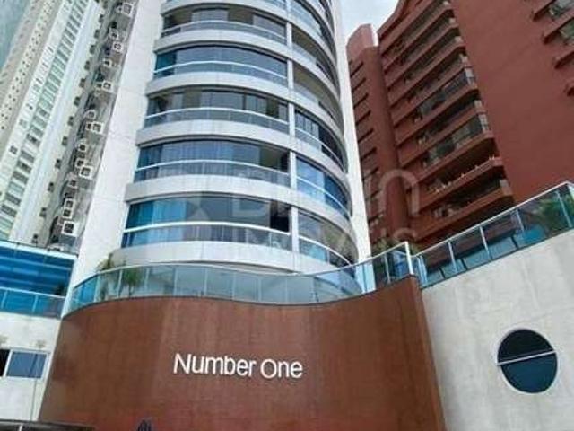 Apartamento para Venda em Balneário Camboriú/SC Centro 3 Quartos