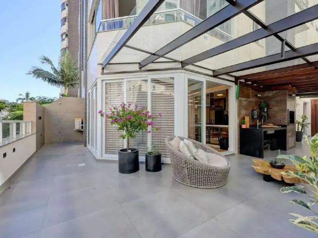 Apartamento para Venda em Balneário Camboriú/SC Centro 3 Quartos