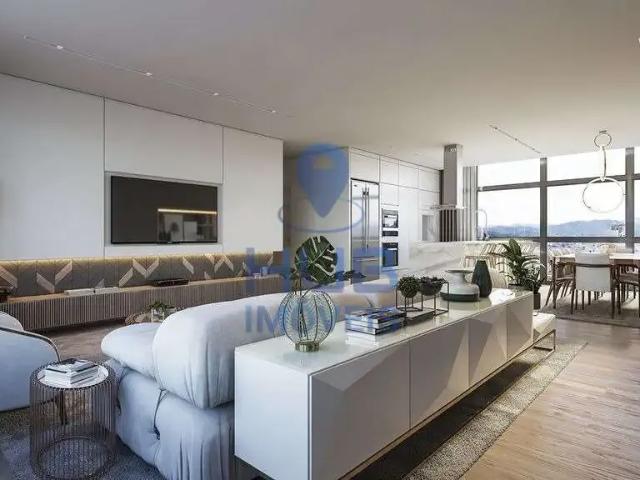 Apartamento para Venda em Balneário Camboriú/SC Centro 3 Quartos