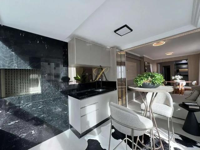 Apartamento para Venda em Balneário Camboriú/SC Centro 3 Quartos