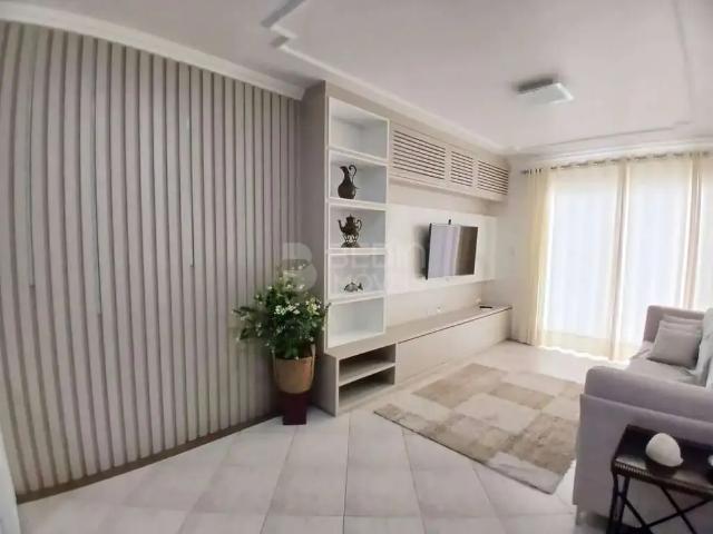 Apartamento para Venda em Balneário Camboriú/SC Centro 3 Quartos