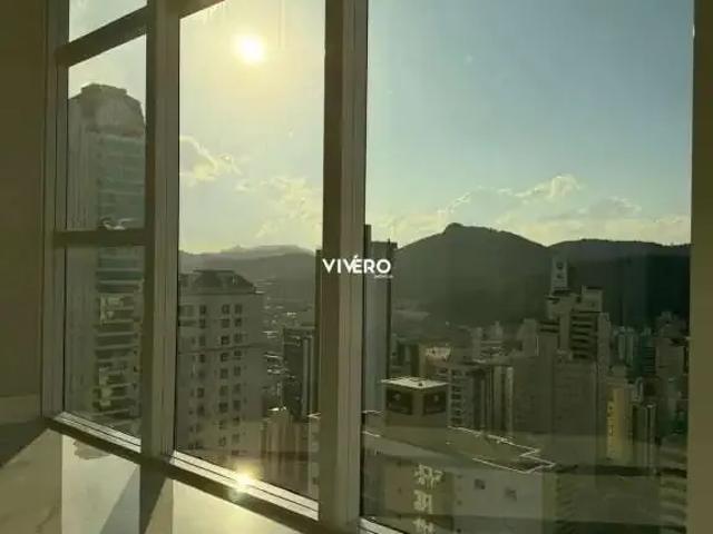 Apartamento para Venda em Balneário Camboriú/SC Centro 3 Quartos