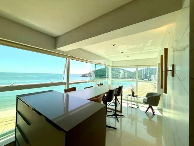 Apartamento para Venda em Balneário Camboriú/SC Centro 3 Quartos