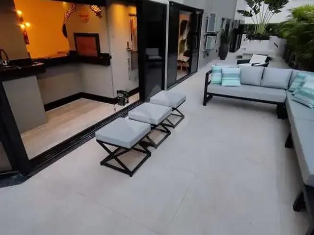 Apartamento para Venda em Balneário Camboriú/SC Centro 3 Quartos