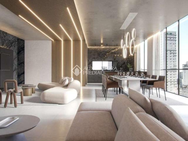 Apartamento para Venda em Balneário Camboriú/SC Centro 3 Quartos
