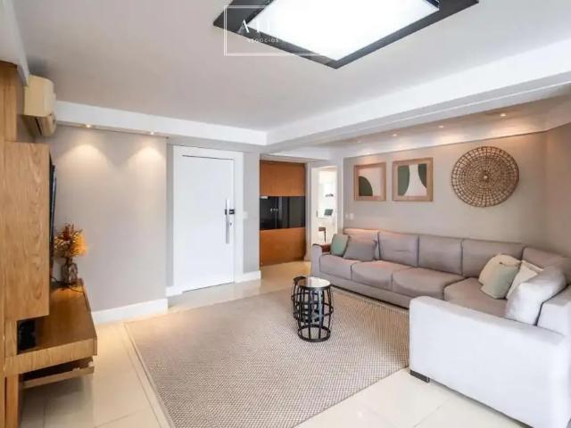 Apartamento para Venda em Balneário Camboriú/SC Centro 3 Quartos