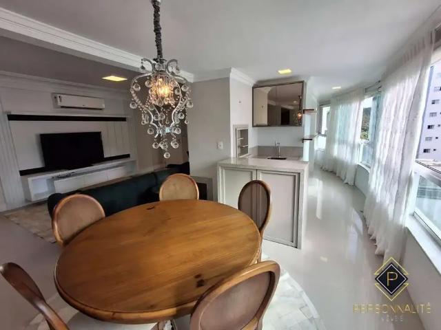 Apartamento para Venda em Balneário Camboriú/SC Centro 3 Quartos