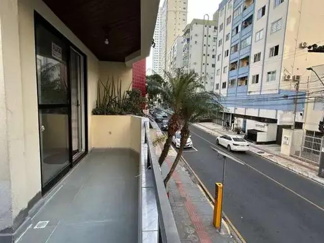 Apartamento para Venda em Balneário Camboriú/SC Centro 3 Quartos