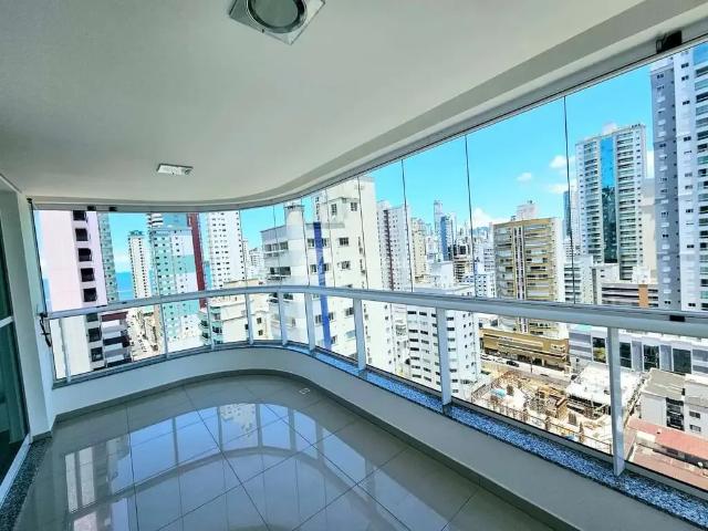 Apartamento para Venda em Balneário Camboriú/SC Centro 3 Quartos