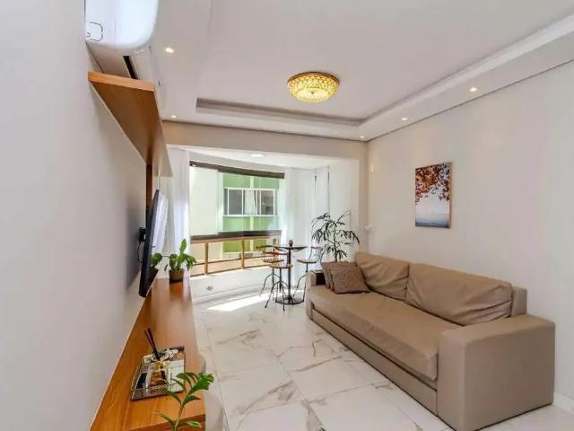 Apartamento para Venda em Balneário Camboriú/SC Centro 3 Quartos