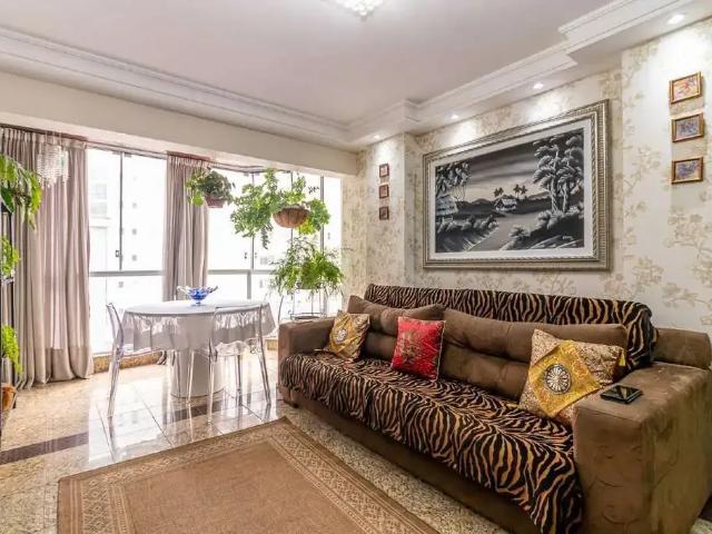 Apartamento para Venda em Balneário Camboriú/SC Centro 3 Quartos