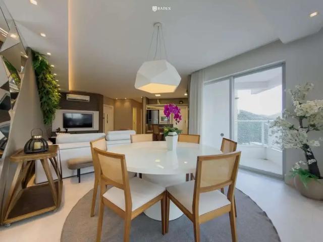 Apartamento para Venda em Balneário Camboriú/SC Centro 3 Quartos