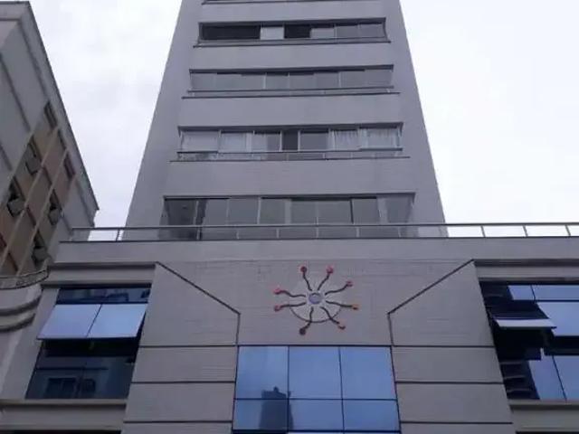 Apartamento para Venda em Balneário Camboriú/SC Centro 3 Quartos