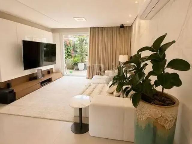 Apartamento para Venda em Balneário Camboriú/SC Centro 3 Quartos