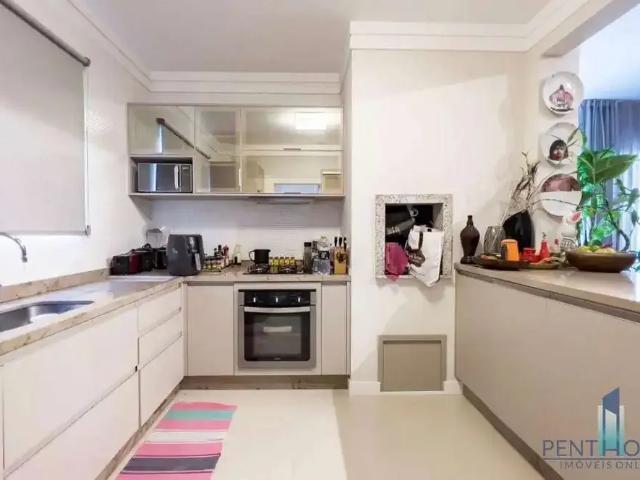 Apartamento para Venda em Balneário Camboriú/SC Centro 3 Quartos