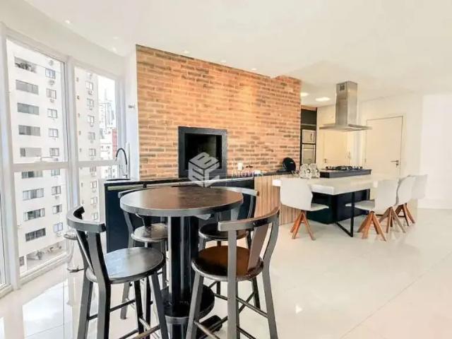 Apartamento para Venda em Balneário Camboriú/SC Centro 3 Quartos