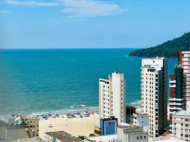 Apartamento para Venda em Balneário Camboriú/SC Centro 3 Quartos