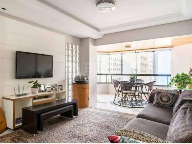 Apartamento para Venda em Balneário Camboriú/SC Centro 3 Quartos