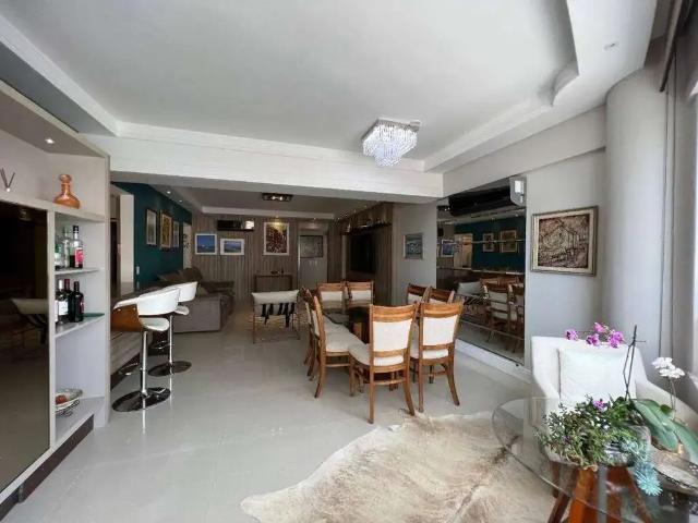 Apartamento para Venda em Balneário Camboriú/SC Centro 3 Quartos