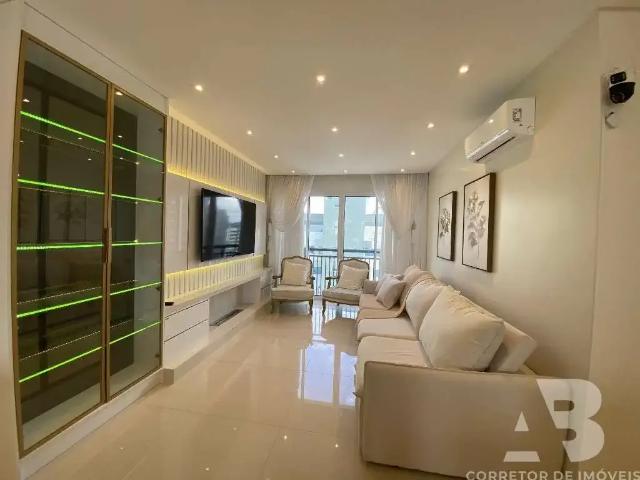 Apartamento para Venda em Balneário Camboriú/SC Centro 3 Quartos