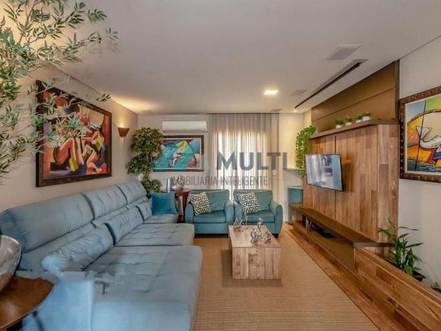 Apartamento para Venda em Balneário Camboriú/SC Centro 3 Quartos