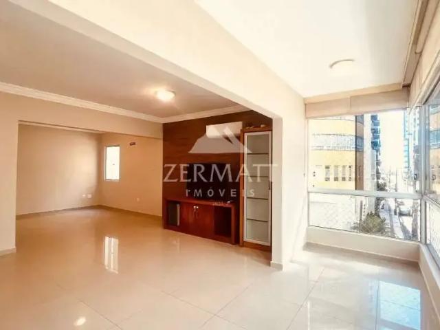 Apartamento para Venda em Balneário Camboriú/SC Centro 3 Quartos