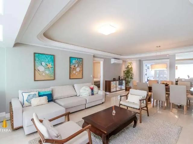 Apartamento para Venda em Balneário Camboriú/SC Centro 3 Quartos