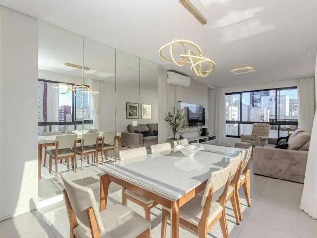 Apartamento para Venda em Balneário Camboriú/SC Centro 3 Quartos