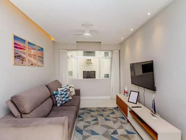 Apartamento para Venda em Balneário Camboriú/SC Centro 3 Quartos