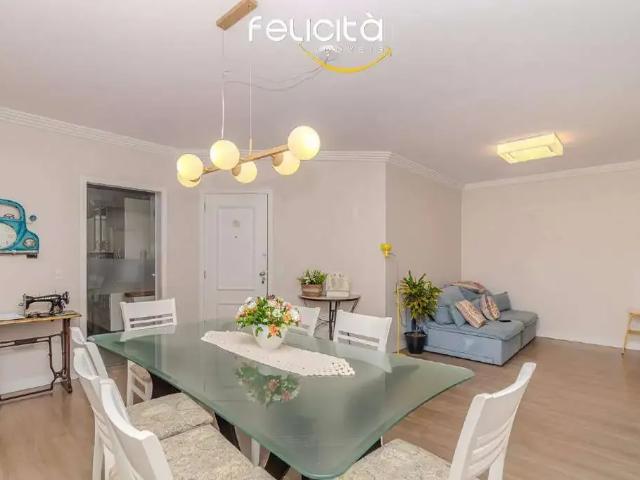 Apartamento para Venda em Balneário Camboriú/SC Centro 3 Quartos