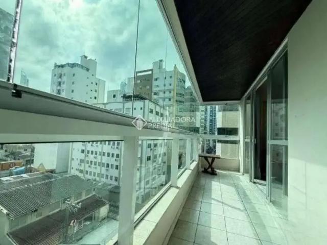 Apartamento para Venda em Balneário Camboriú/SC Centro 3 Quartos