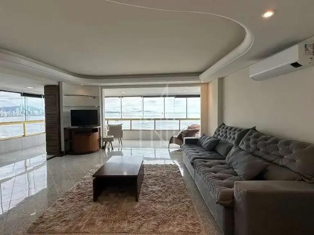 Apartamento para Venda em Balneário Camboriú/SC Centro 3 Quartos