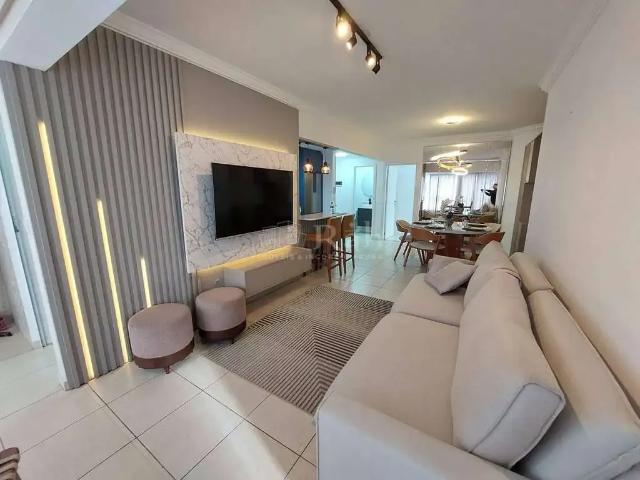 Apartamento para Venda em Balneário Camboriú/SC Centro 3 Quartos