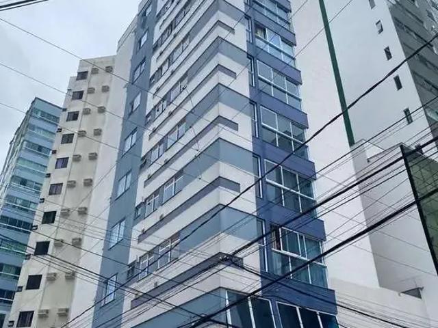 Apartamento para Venda em Balneário Camboriú/SC Centro 3 Quartos