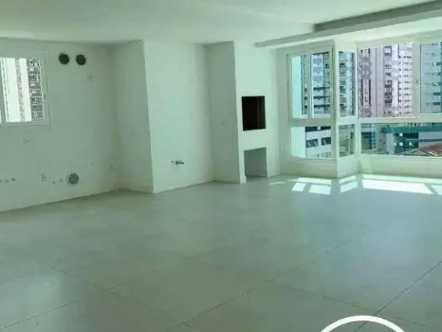 Apartamento para Venda em Balneário Camboriú/SC Centro 3 Quartos