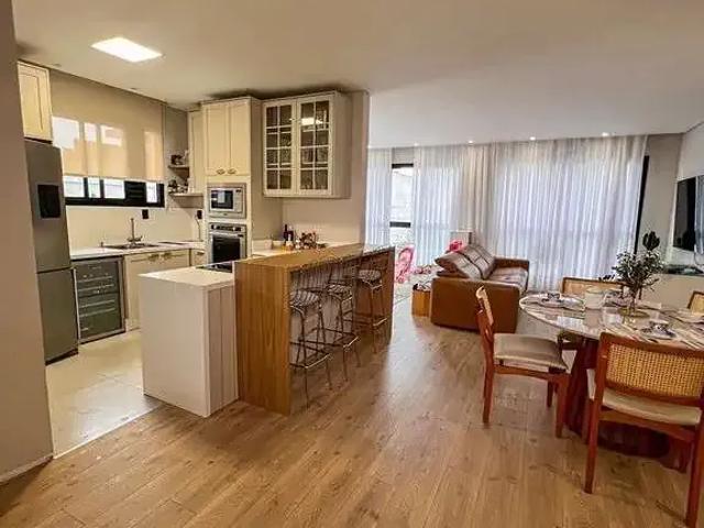 Apartamento para Venda em Balneário Camboriú/SC Centro 3 Quartos