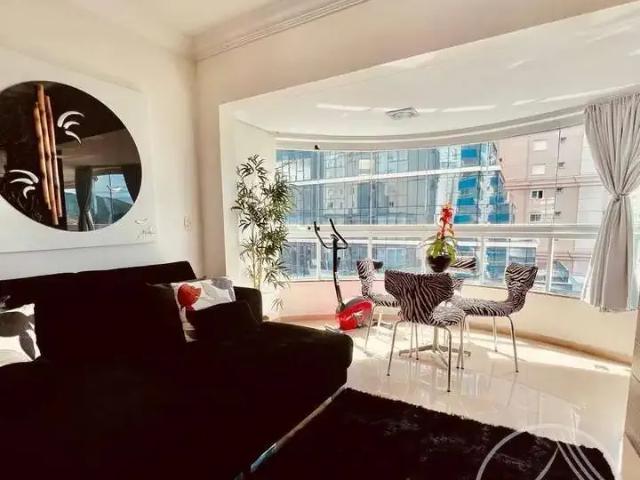 Apartamento para Venda em Balneário Camboriú/SC Centro 3 Quartos