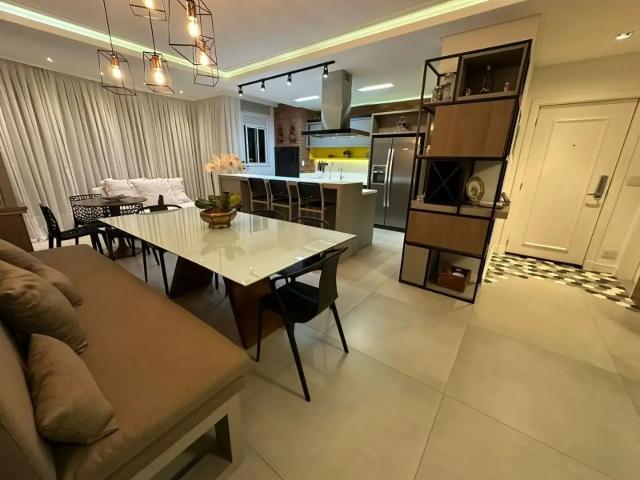 Apartamento para Venda em Balneário Camboriú/SC Centro 3 Quartos