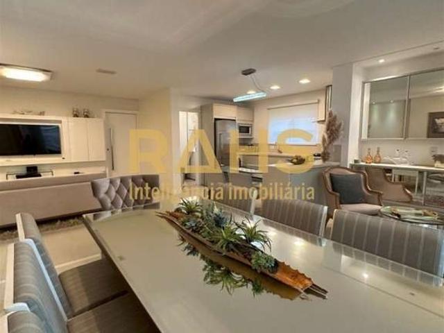 Apartamento para Venda em Balneário Camboriú/SC Centro 3 Quartos