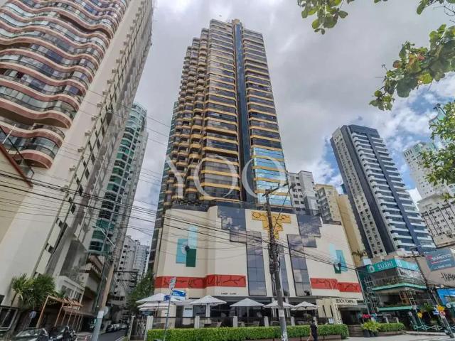 Apartamento para Venda em Balneário Camboriú/SC Centro 3 Quartos