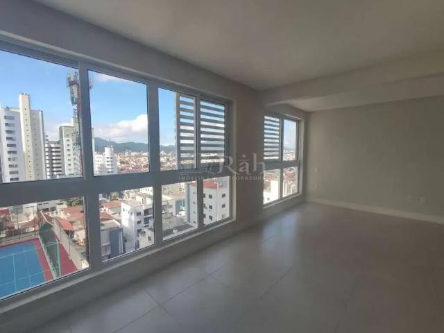 Apartamento para Venda em Balneário Camboriú/SC Centro 3 Quartos