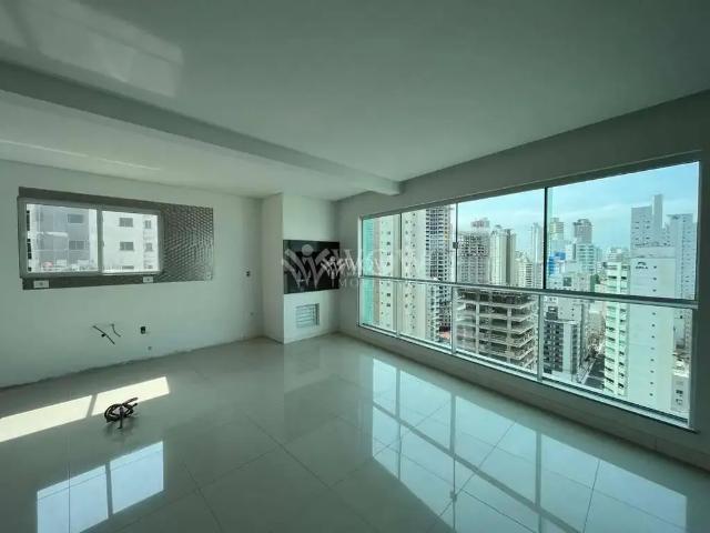 Apartamento para Venda em Balneário Camboriú/SC Centro 3 Quartos