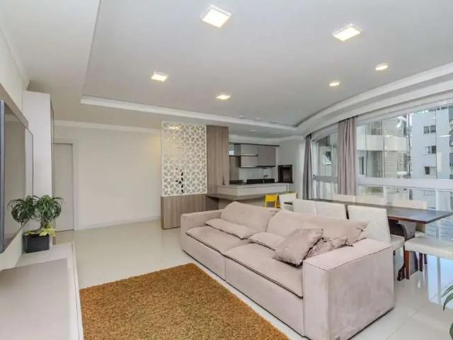 Apartamento para Venda em Balneário Camboriú/SC Centro 3 Quartos