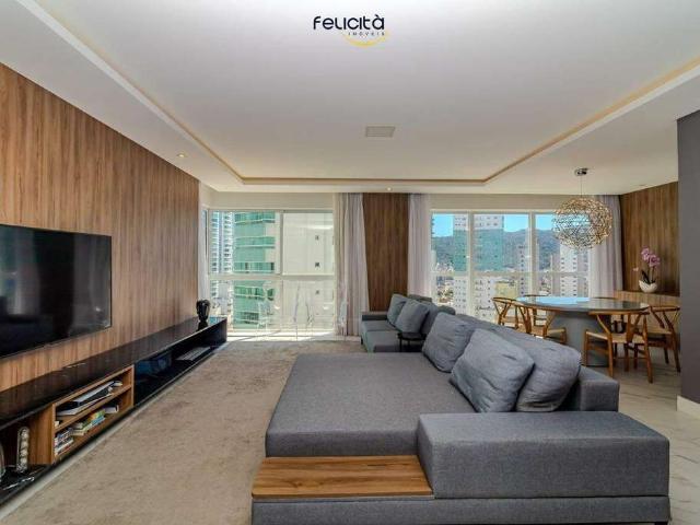 Apartamento para Venda em Balneário Camboriú/SC Centro 3 Quartos
