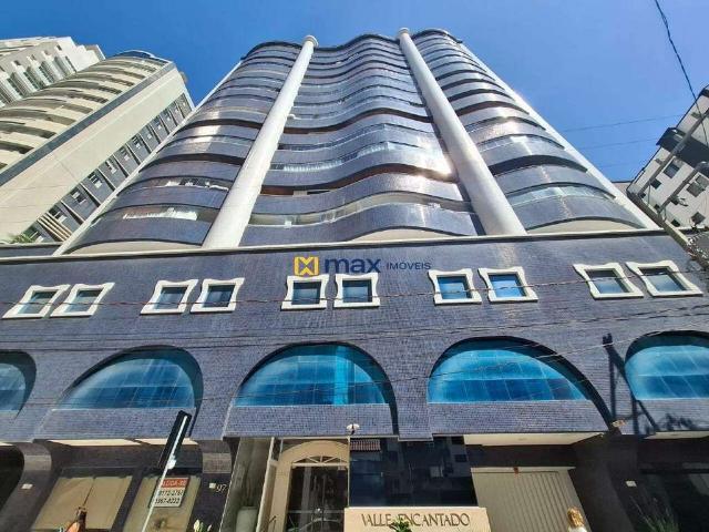 Apartamento para Venda em Balneário Camboriú/SC Centro 3 Quartos